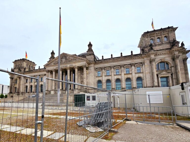 Berlin City Walk Tour: The Best Way to Explore Berlin in One Day